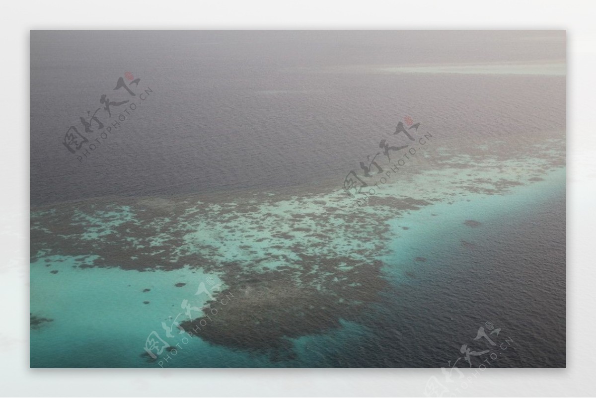 航拍珊瑚礁图片素材-编号12607406-图行天下